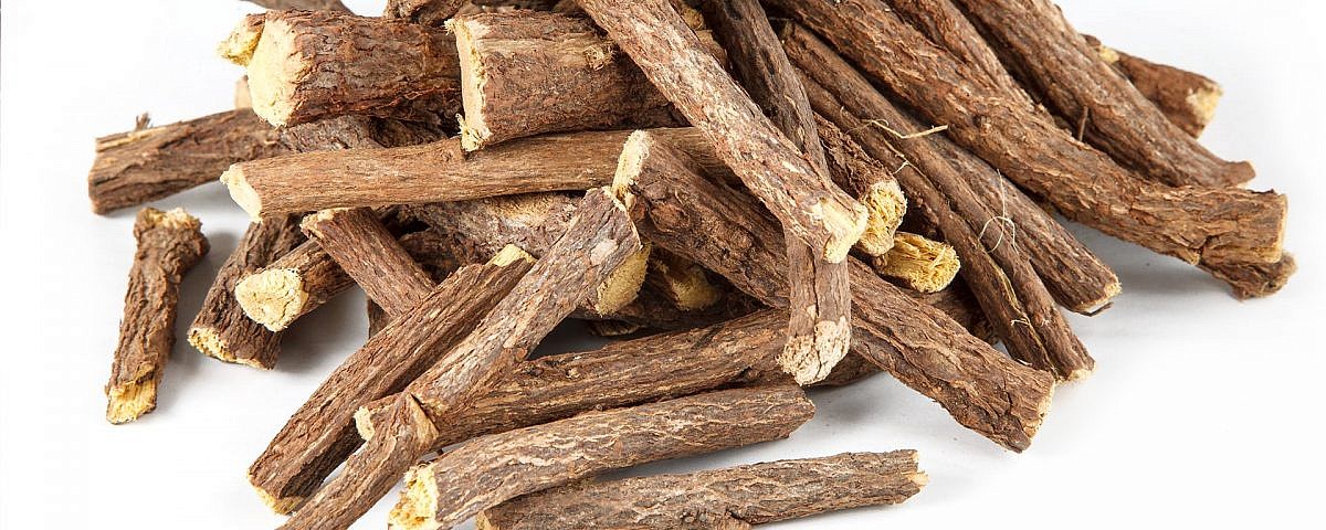 Licorice Selected Short Sticks (length 3"to 4.5") - Nutralfa Ltd.